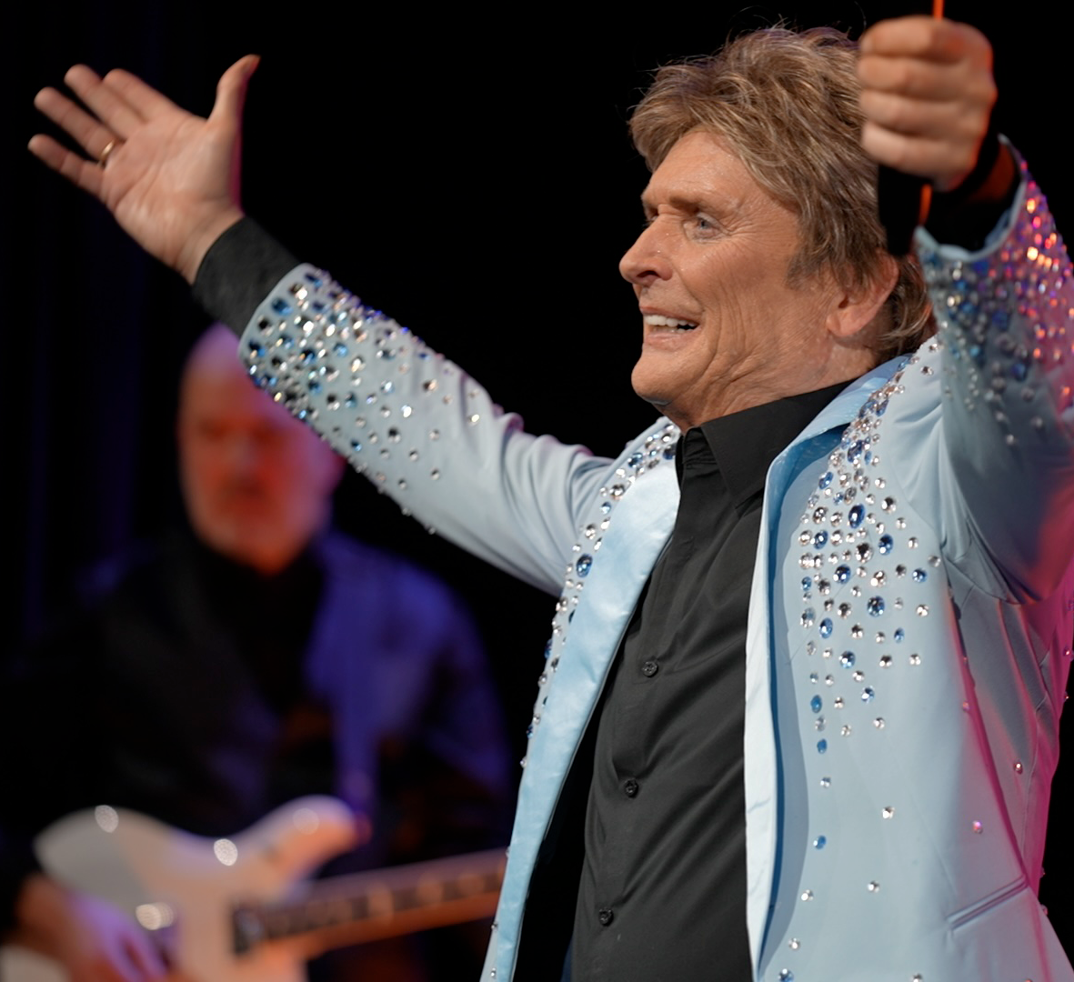 Celebrating Barry – The Ultimate Manilow Tribute Show | Watergate Theatre